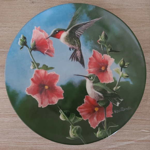 Knowles | Art | Vintage 986 The Hummingbird By Kevin Daniel Plate ...